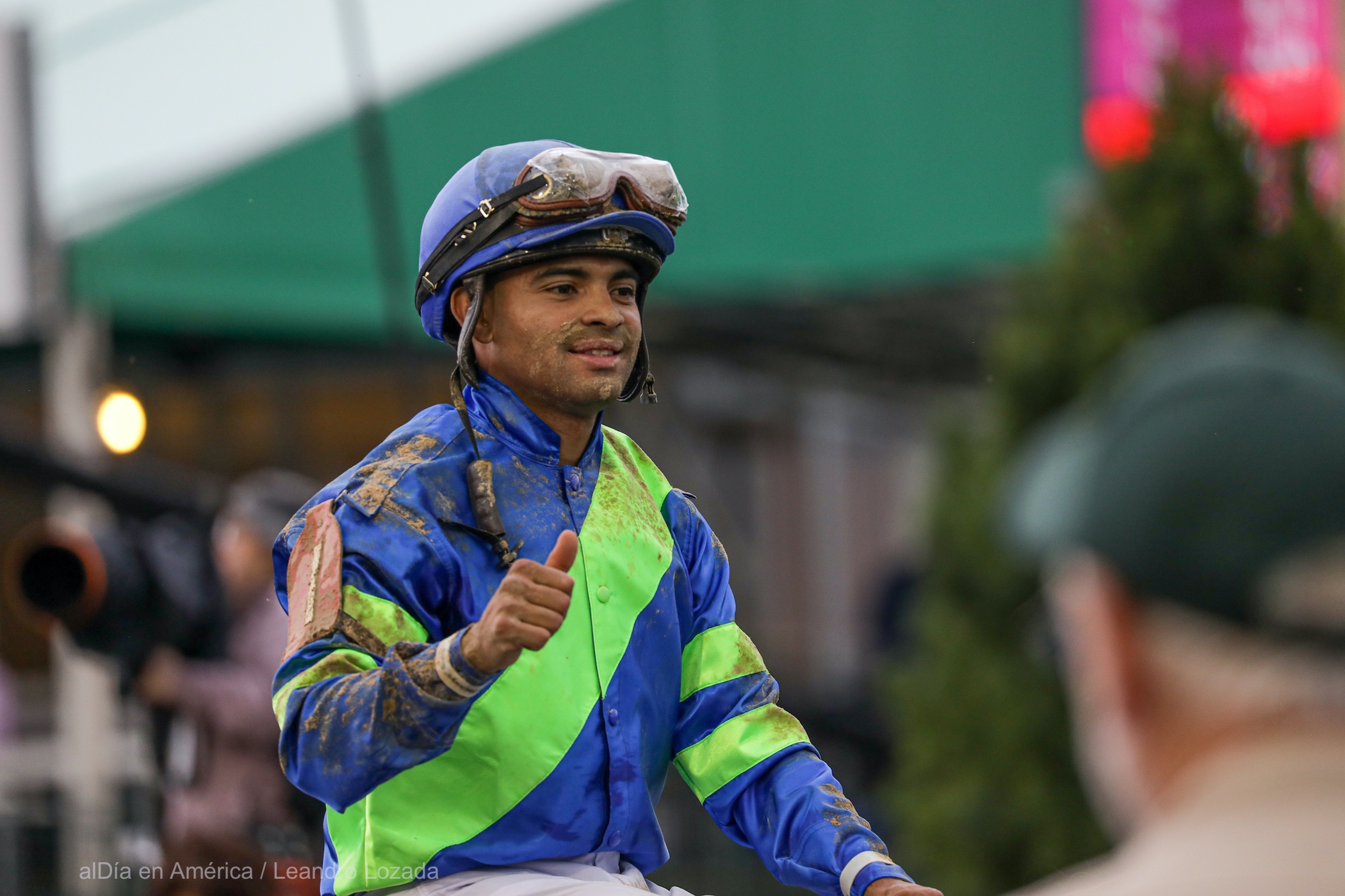 Secret Oath le da a Lukas su quinta victoria en el Kentucky Oaks – al ...